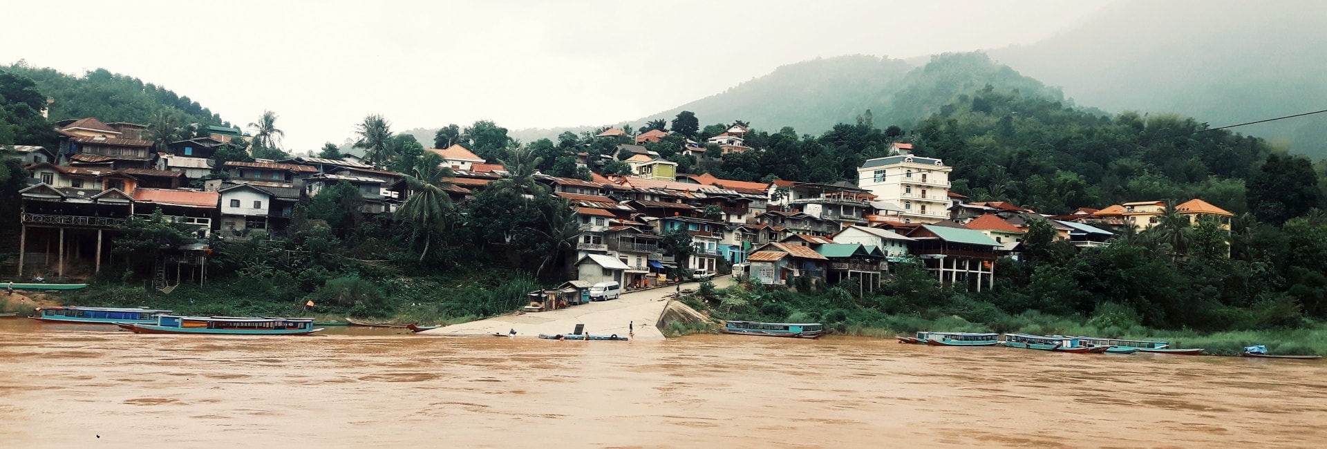 Muang Khua Travel - When to visit - What to see & do - Where to stay